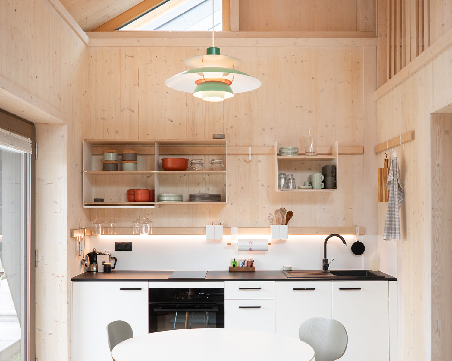 Flexible & stylish furnishings for tiny houses and modular houses