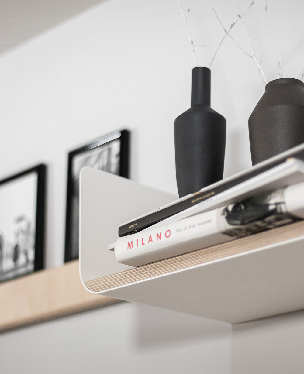 Moderne Wandregale im minimalistischen Design von Variand